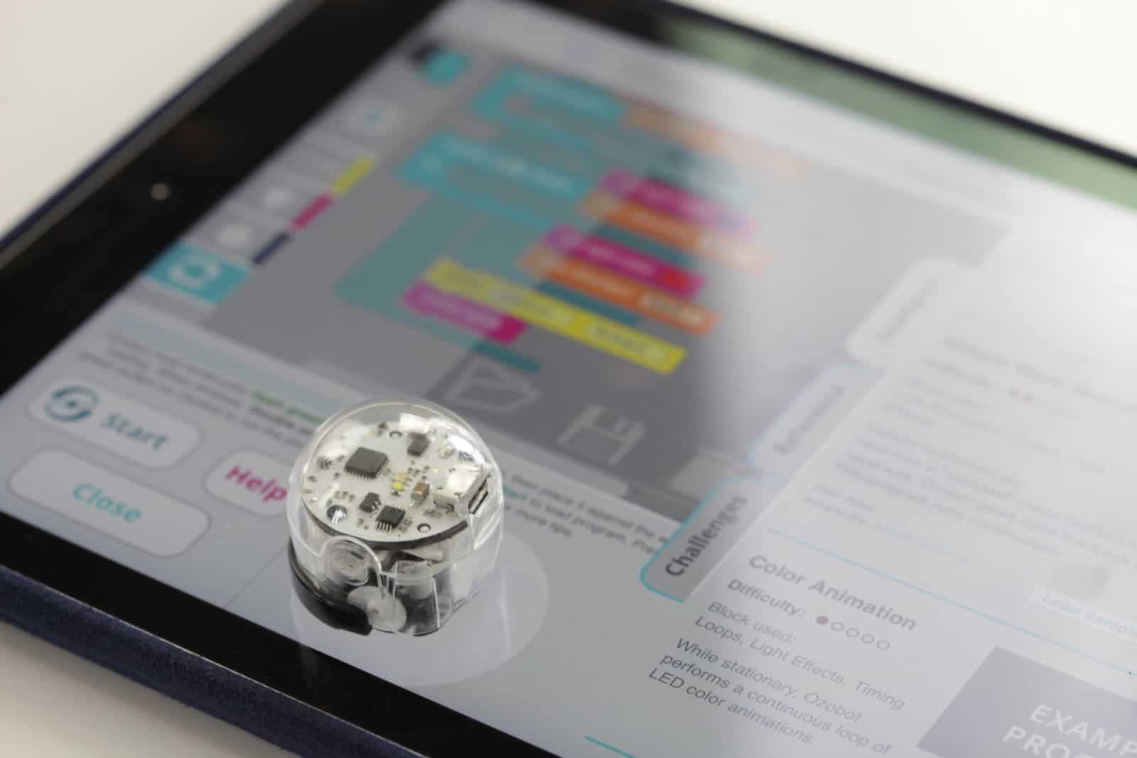 OZOBOT BIT IS A FUN PROGRAMMABLE ROBOT FOR KIDS TO LEARN CODING